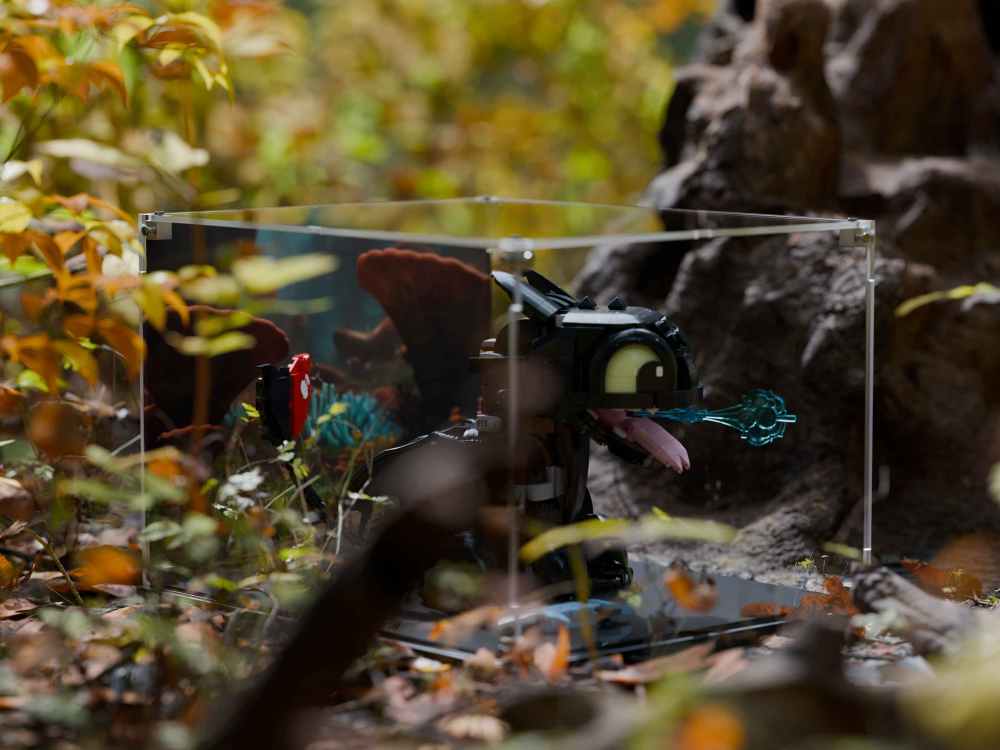 LEGO® How to Train Your Dragon: Toothless (10375) Display Case