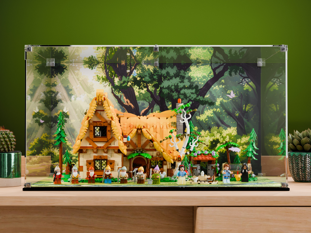 LEGO® Snow White and the Seven Dwarfs' Cottage (43242) Display Case