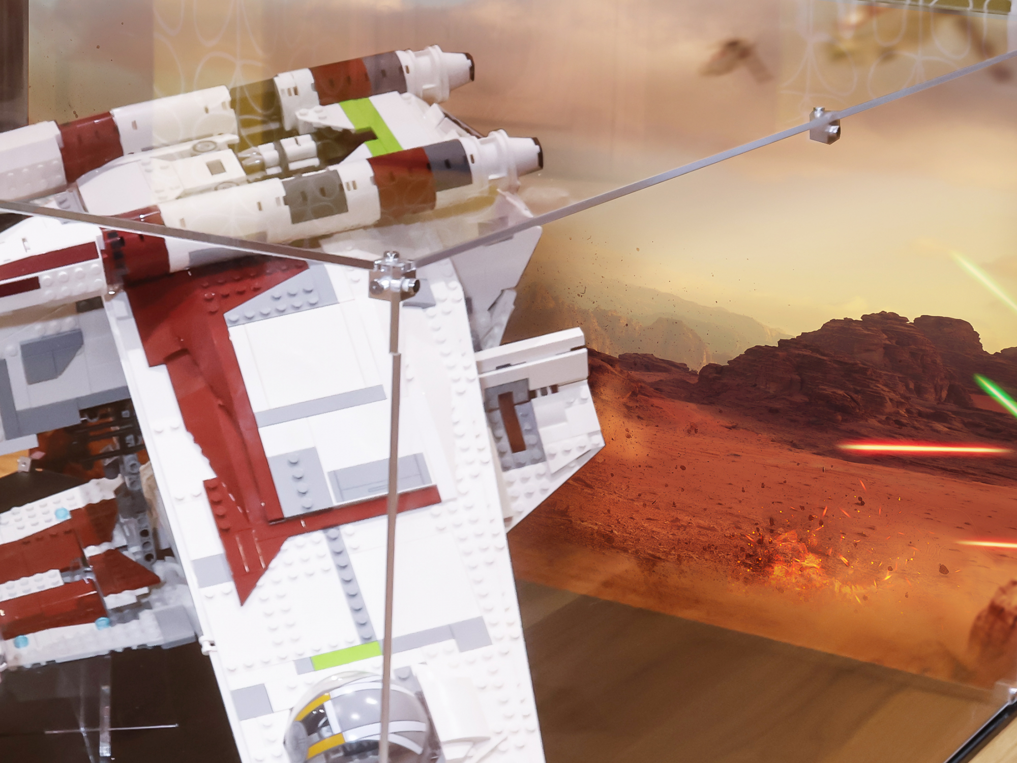 LEGO® UCS Republic Gunship Display Case (75309)