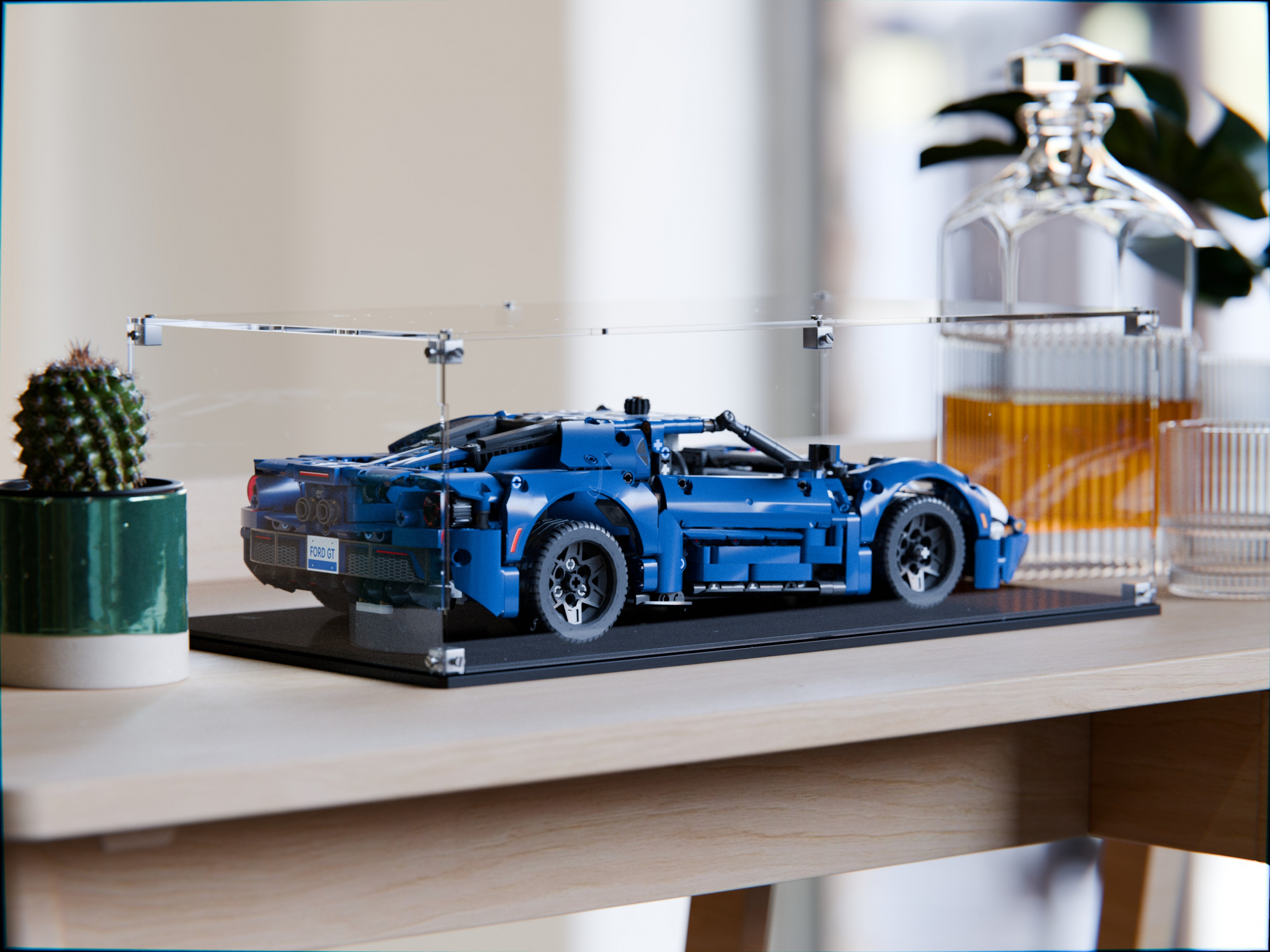 LEGO® 2022 Ford GT (42154) Display Case