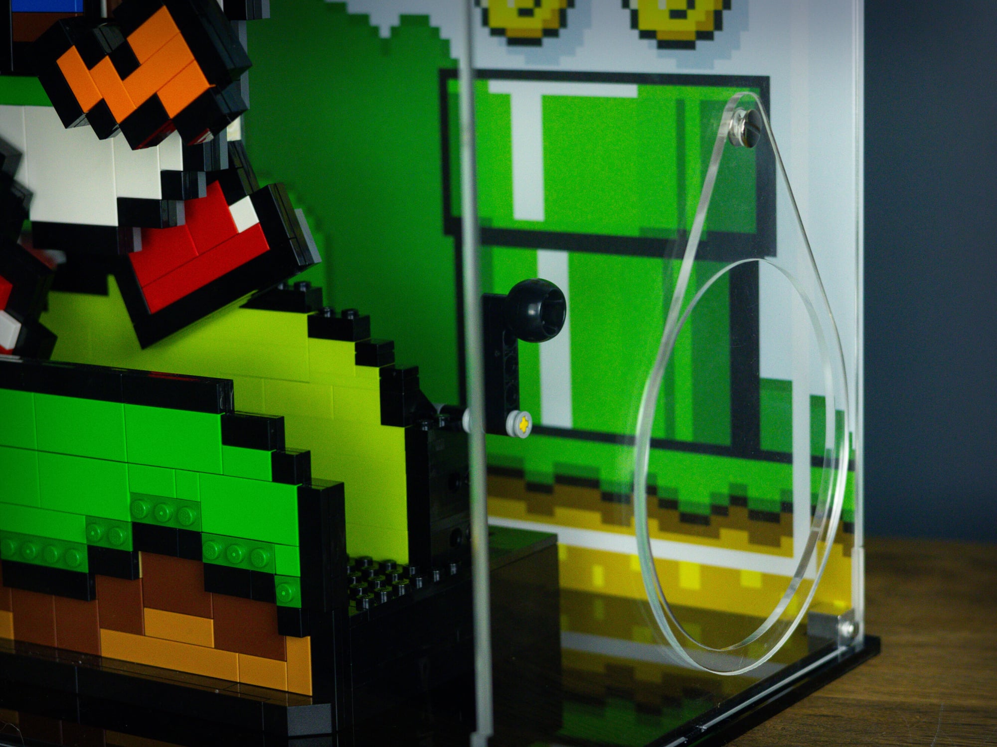 LEGO® Super Mario World™: Mario & Yoshi (71438) Display Case