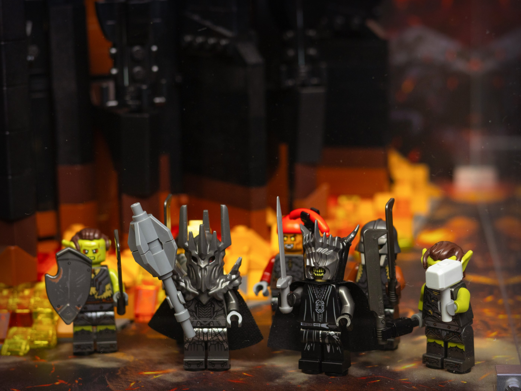 LEGO® The Lord of the Rings: Barad-dûr™ (10333) Display Case