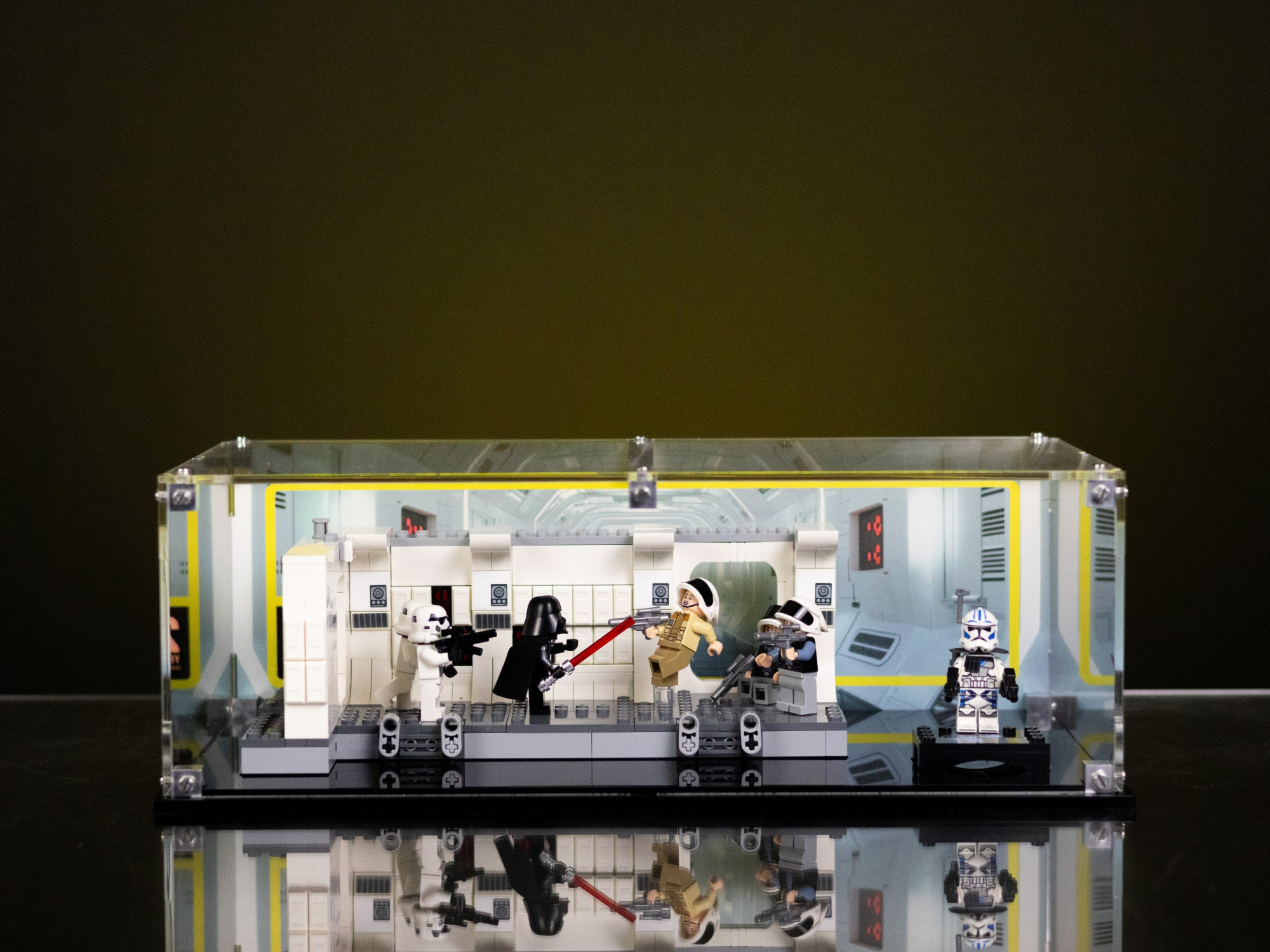 SPECIAL EDITION - LEGO® Star Wars™ Boarding the Tantive IV™ (75387 ...