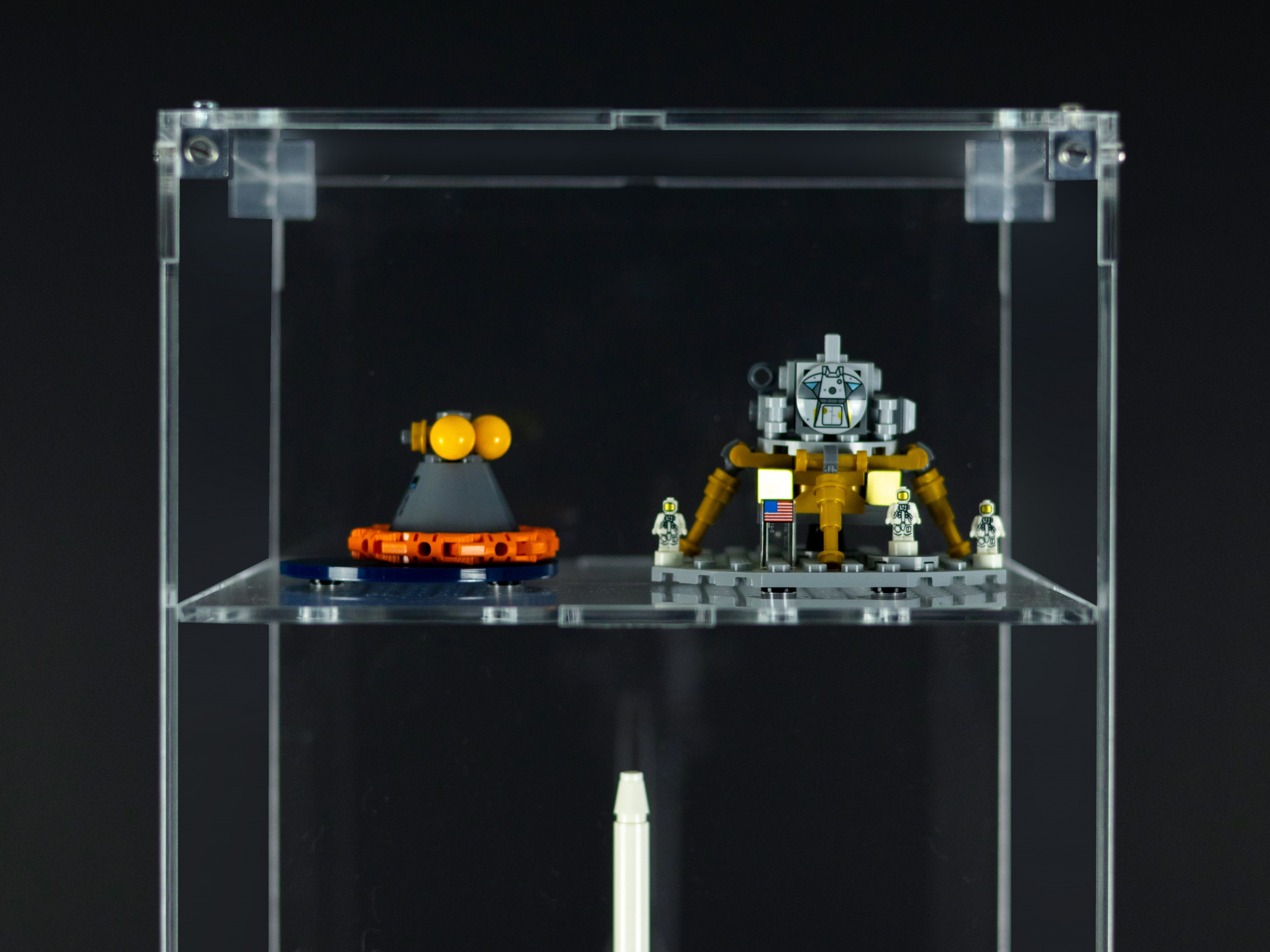LEGO® Ideas NASA Apollo Saturn V Display Case (92176)