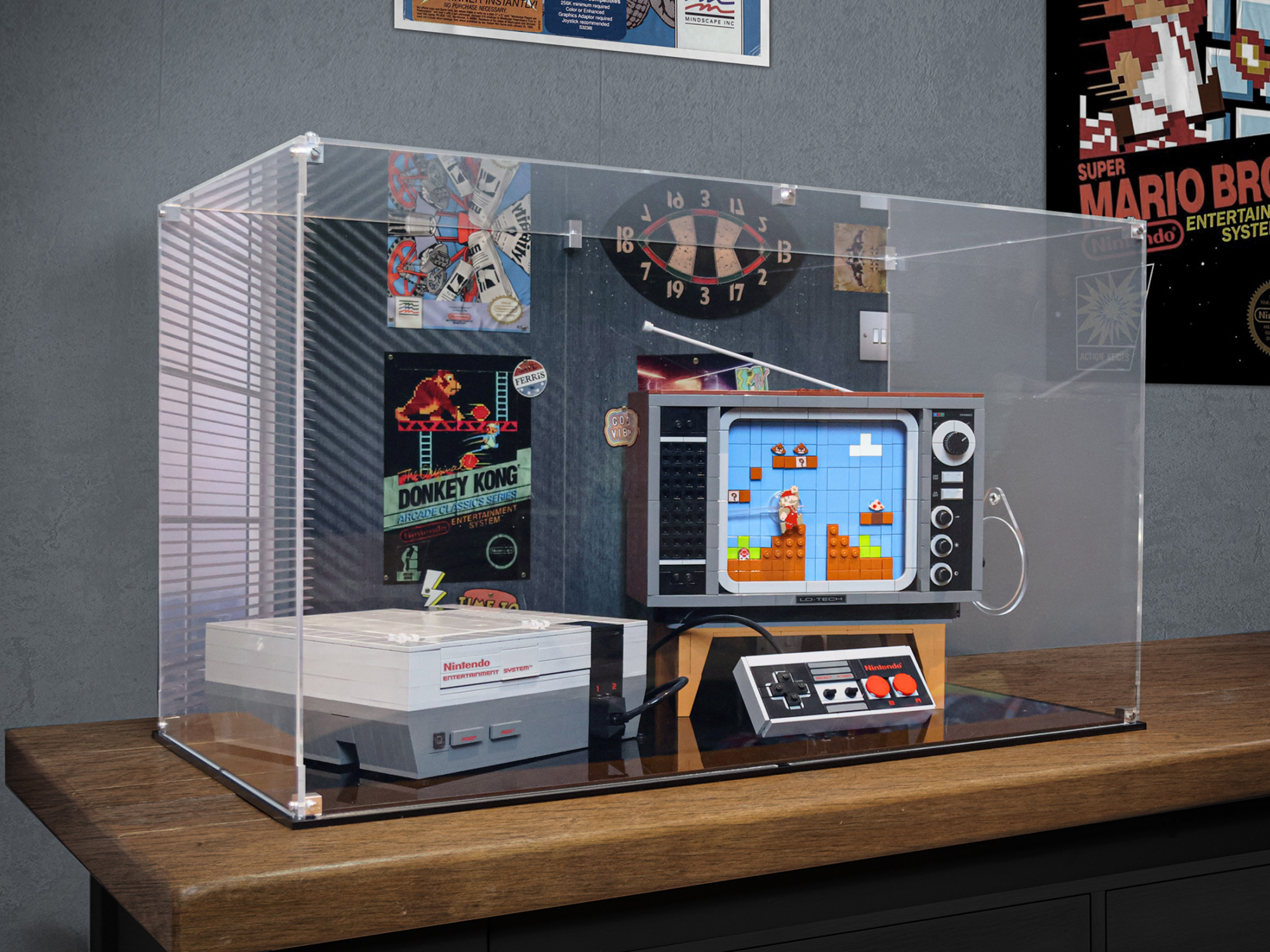 LEGO® Nintendo Entertainment System Display Case (71374)