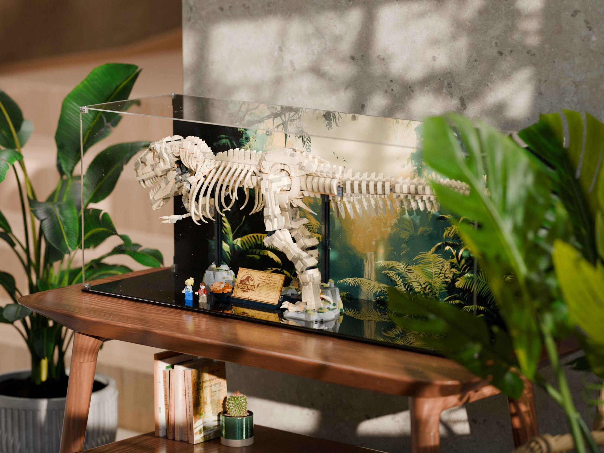 LEGO® Dinosaur Fossils: T-Rex (76968) Display Case
