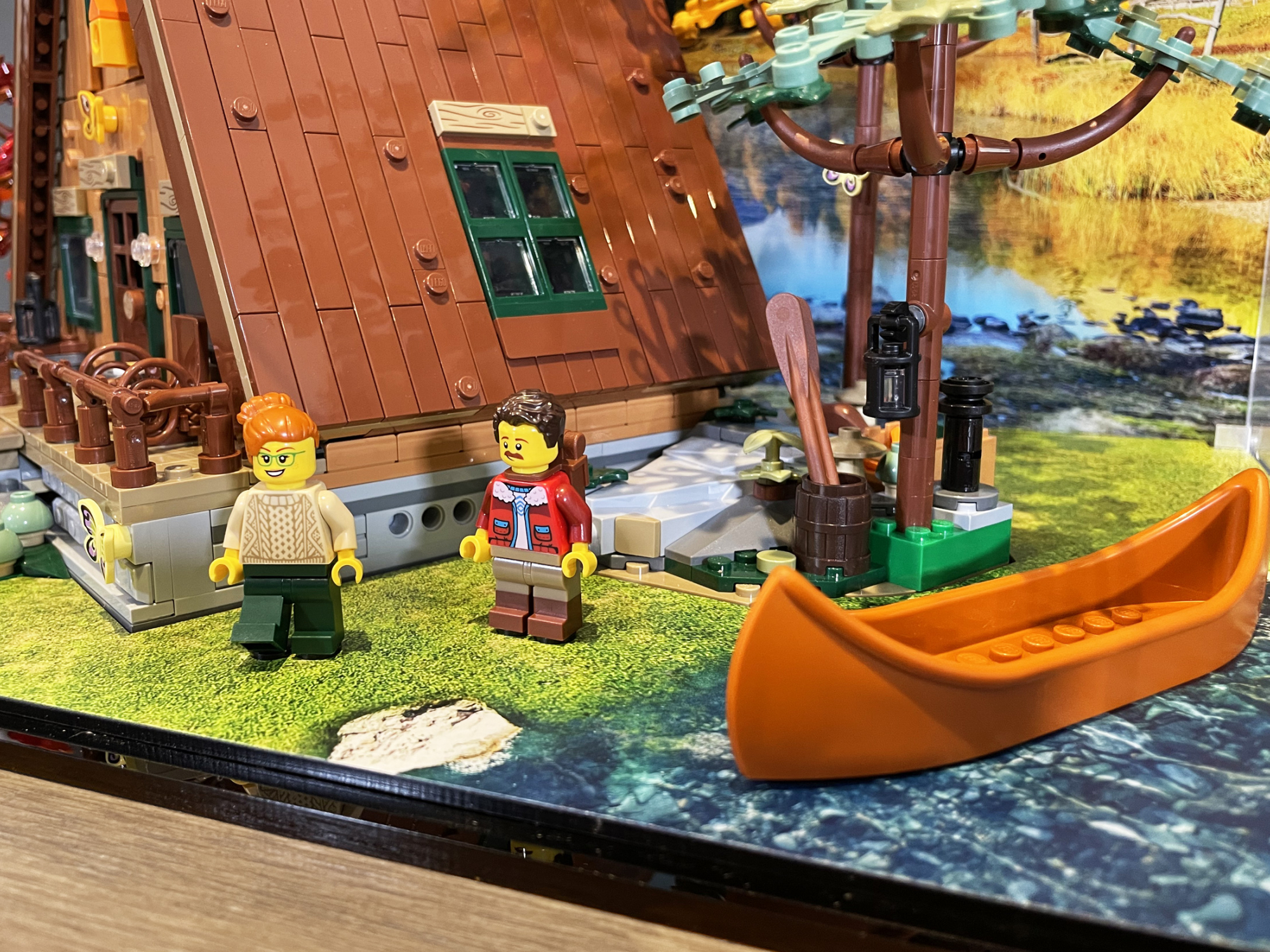 LEGO® Ideas A-Frame Cabin Display Case (21338)