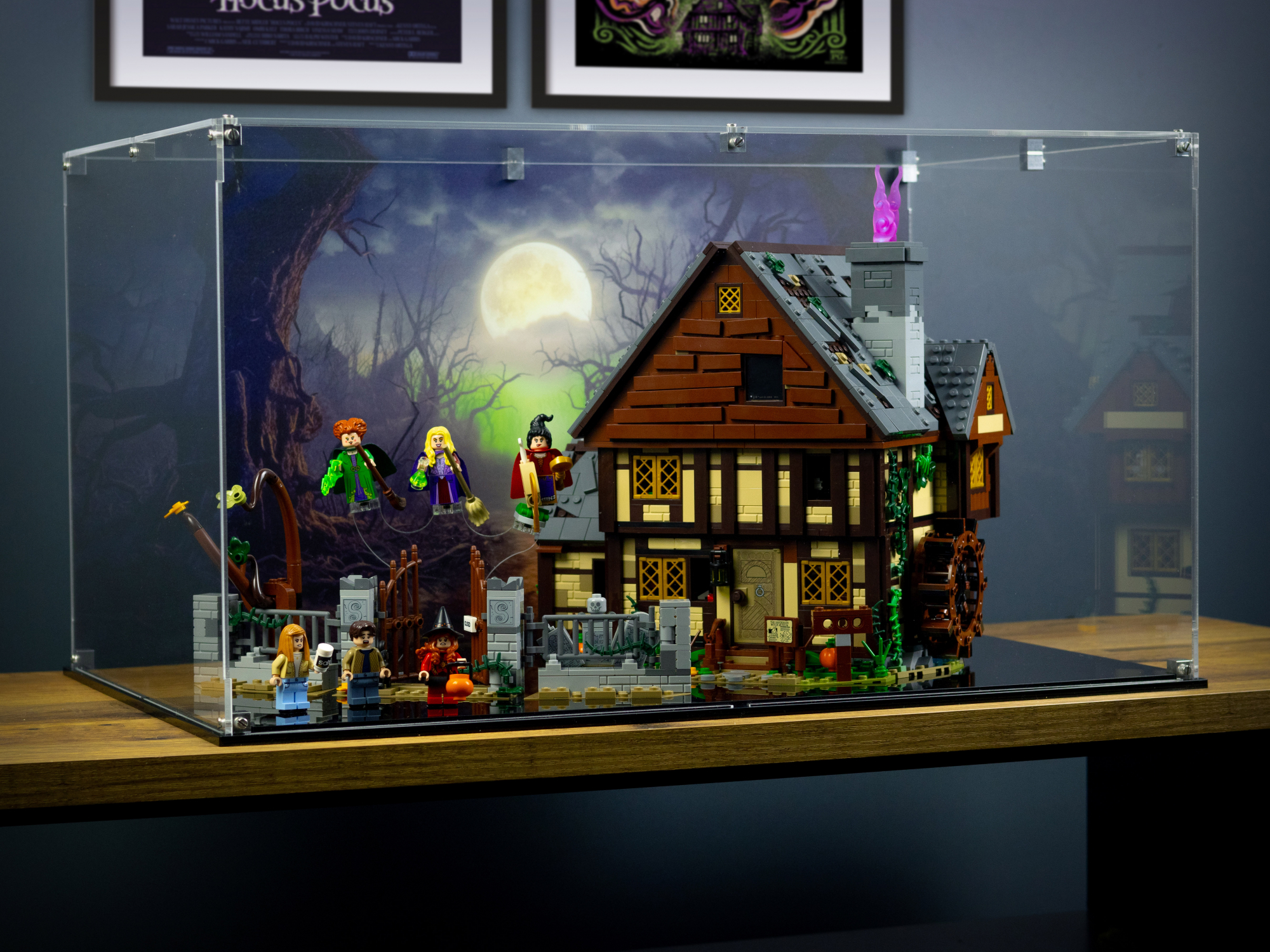 LEGO® Disney Hocus Pocus: The Sanderson Sisters' Cottage (21341 ...