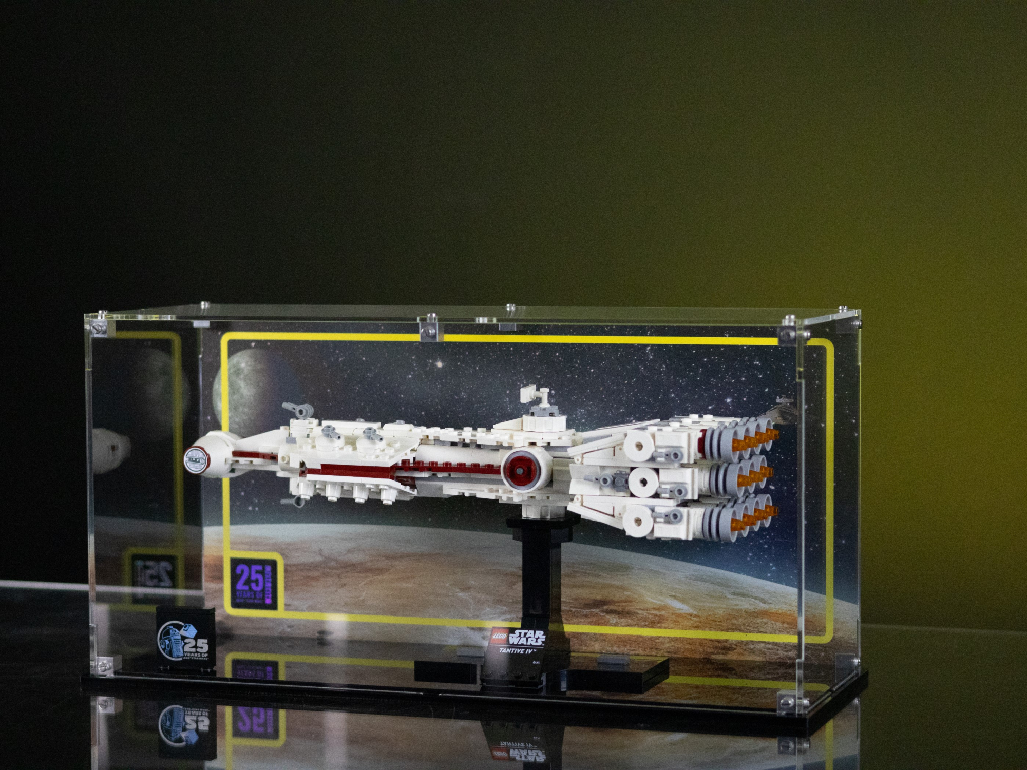 LEGO® SPECIAL EDITION - Tantive IV™ (75376) Display Case