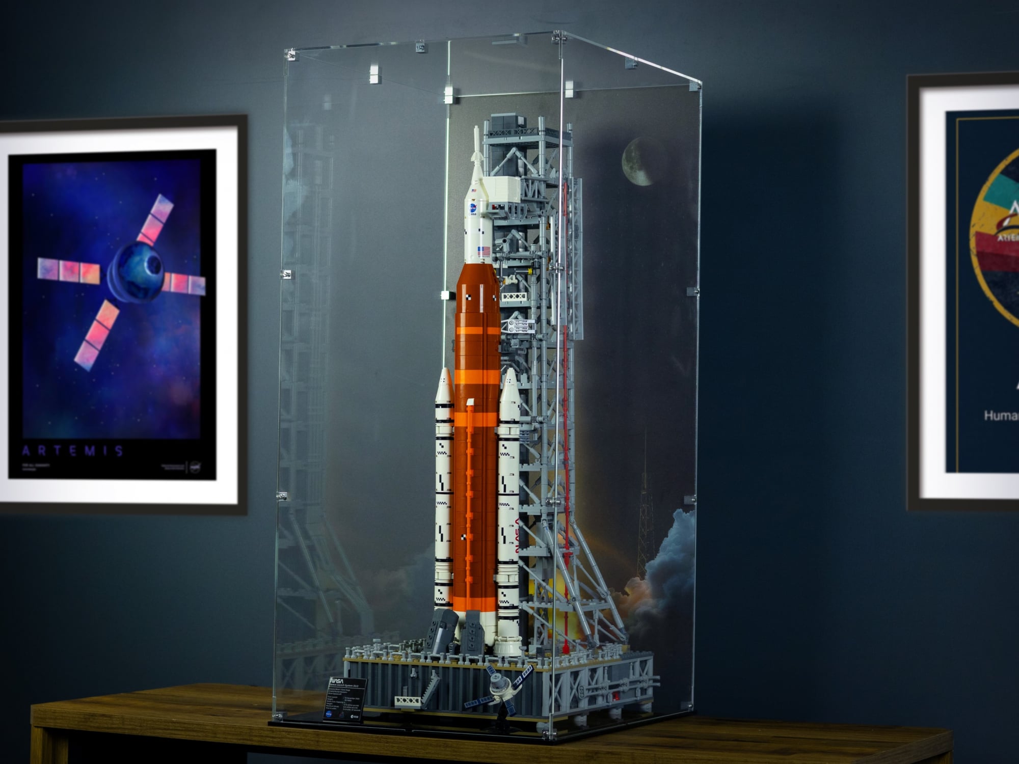 LEGO® NASA Artemis Space Launch System (10341) Display Case