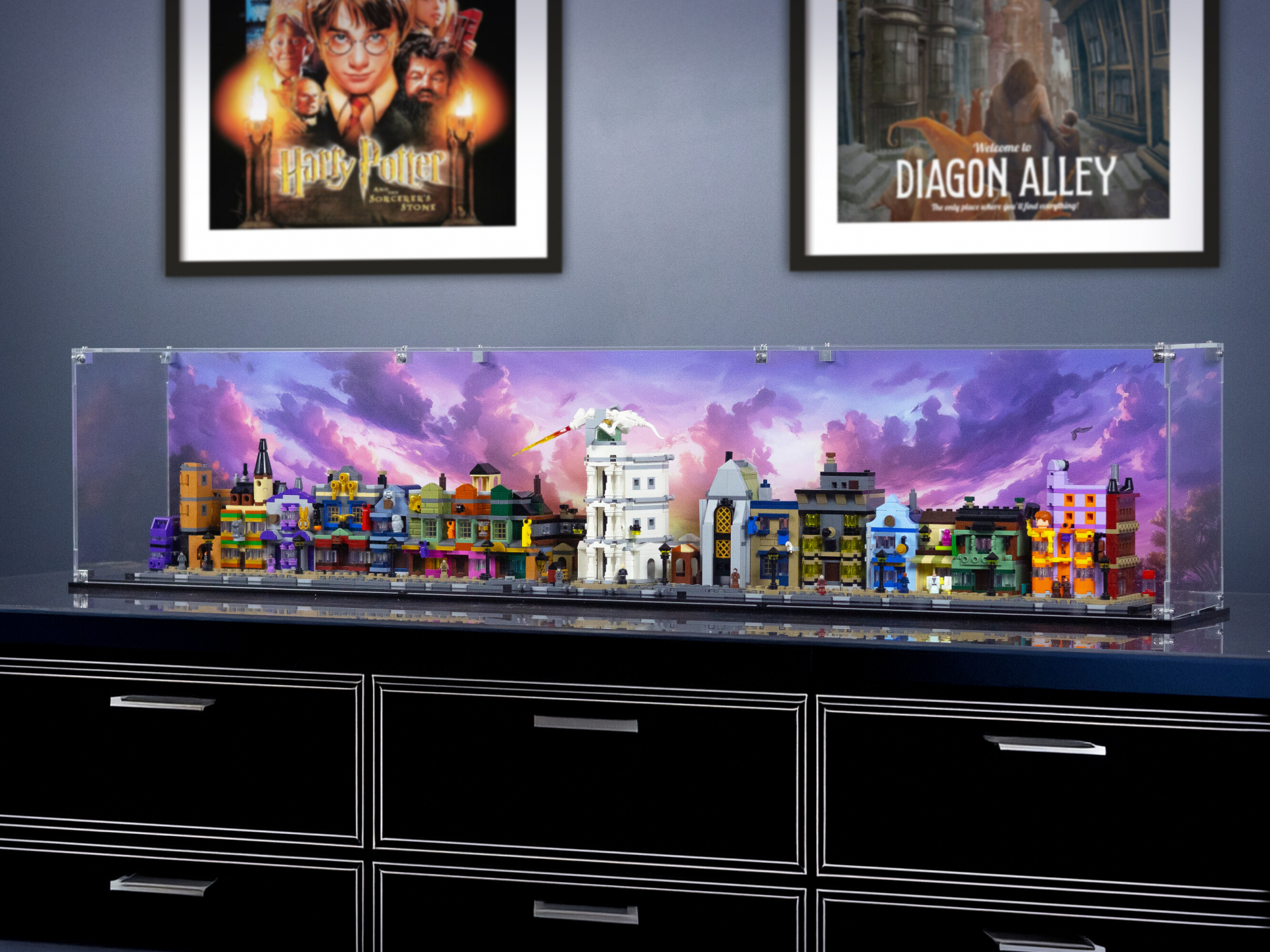 LEGO® Diagon Alley™ Wizarding Shops (76444) Display Case