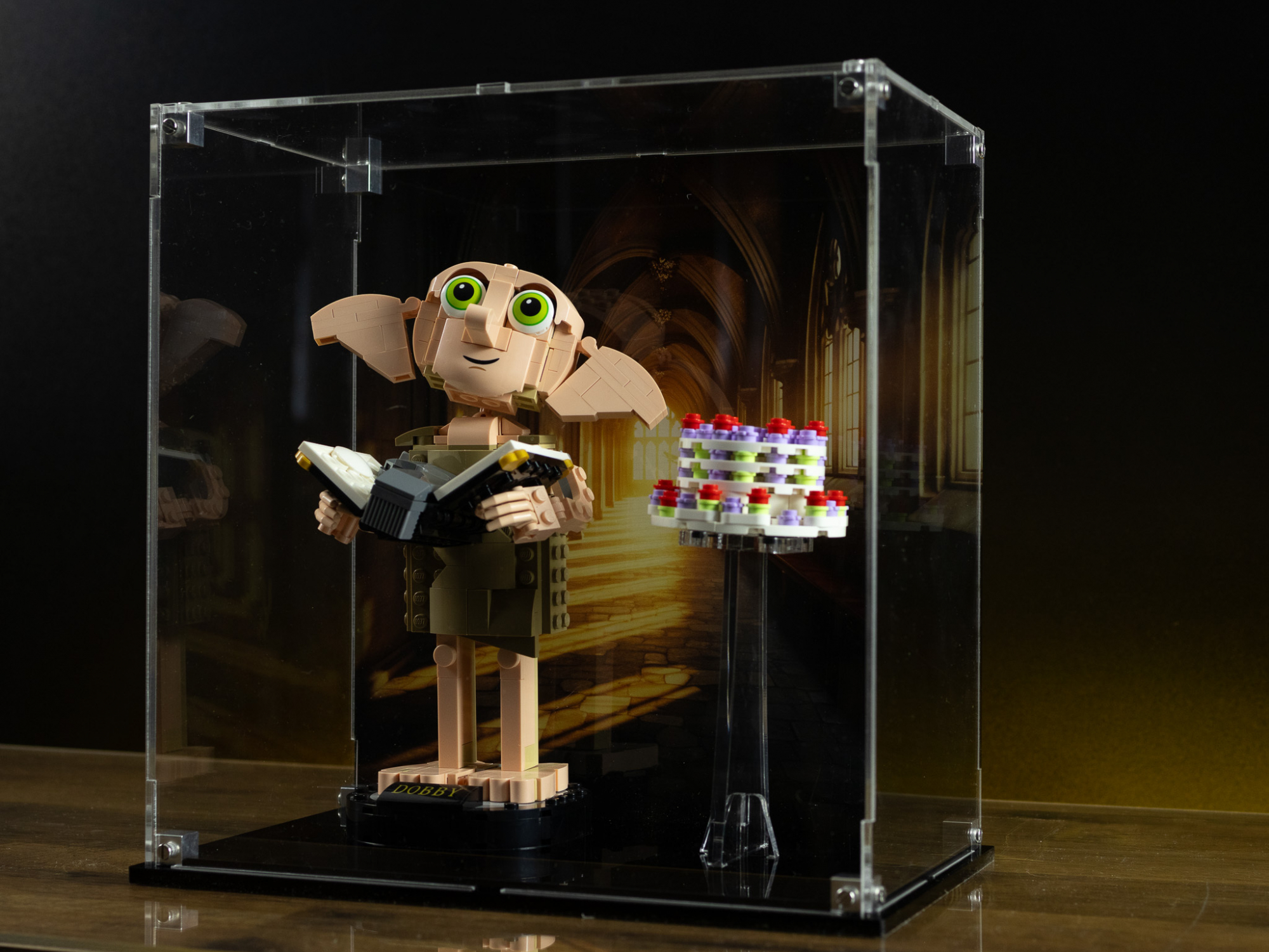 LEGO® Harry Potter™ Dobby™ the House-Elf (76421) Display Case